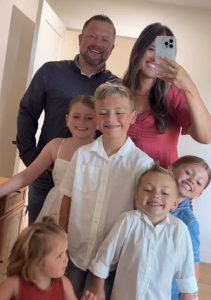 Whitney Bates & Zach Bates From Bringing Up Bates, Sourced From ...